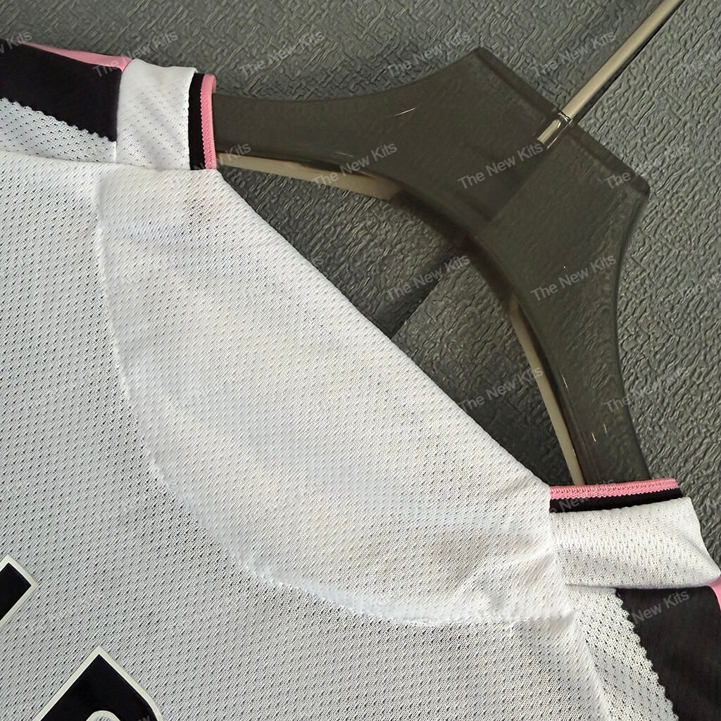 Juventus Kit | 25/26 Home Long-Sleeve Player Shirt | The New Kits